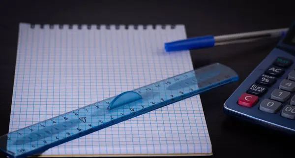 Como calcular el drawback Stock Photos, Royalty Free Como calcular el ...