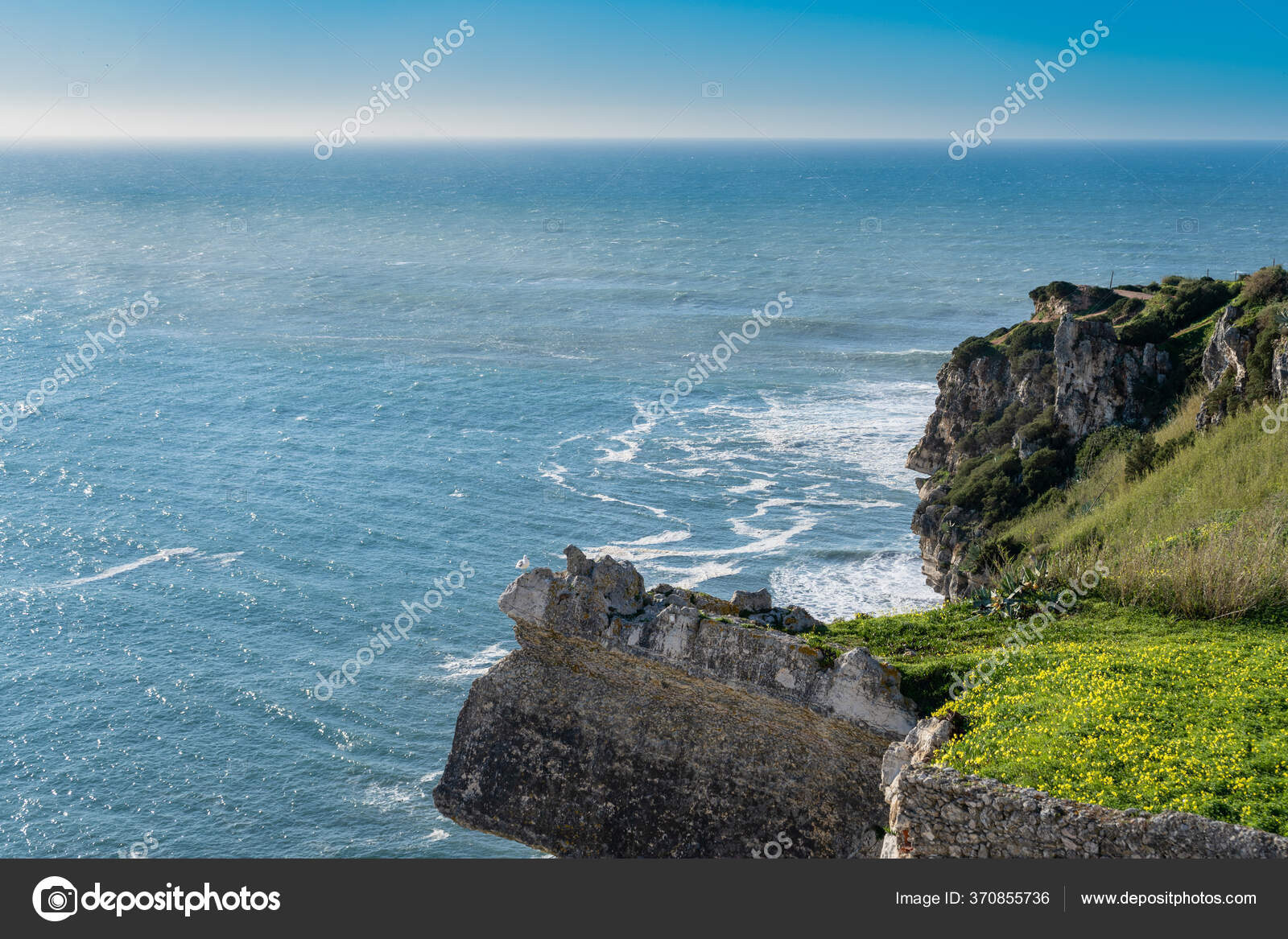Atlantic Ocean Cliff Coast Calm Day — Stock Photo © J.S.Robledo #370855736