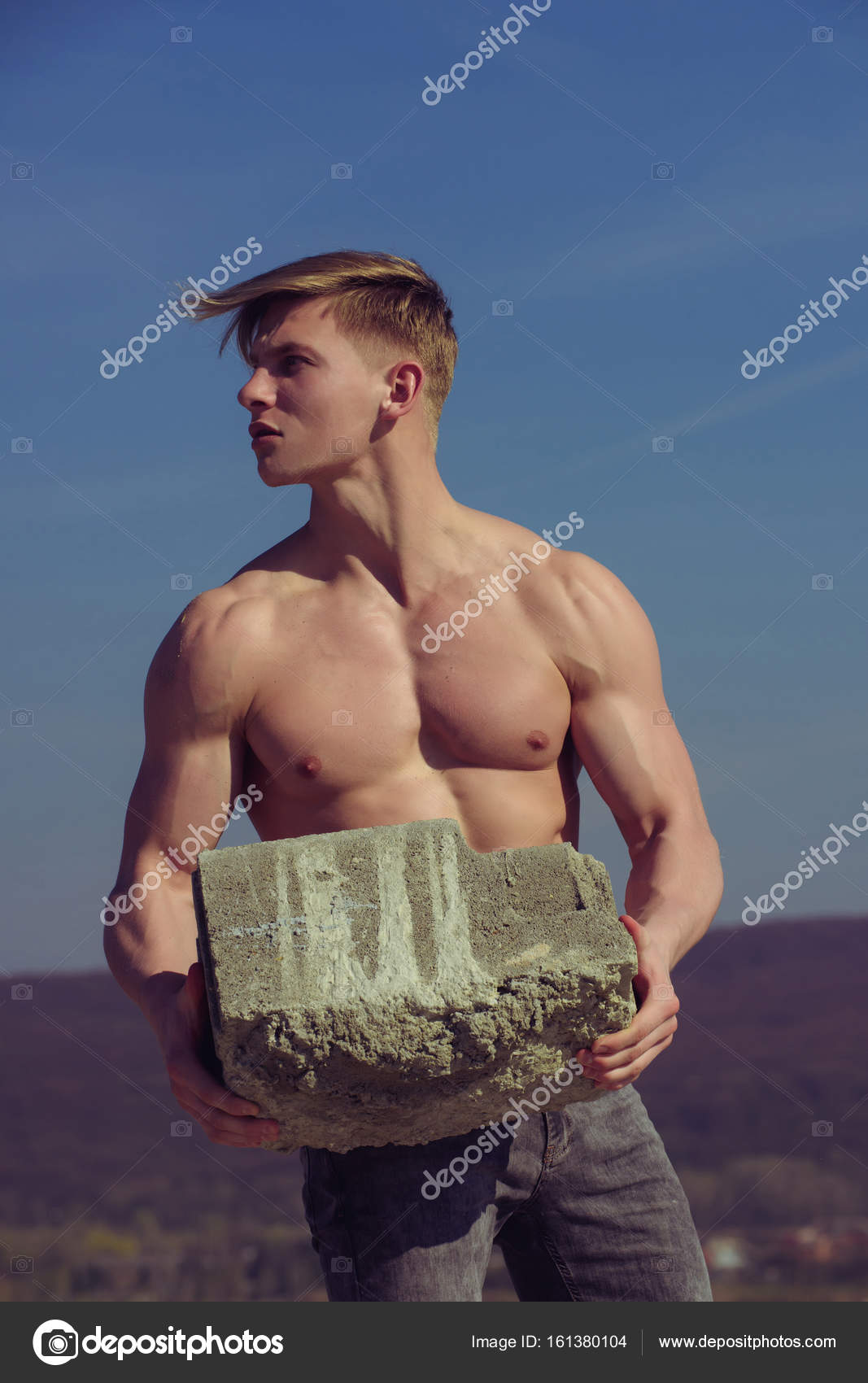 Athletic bodybuilder as hercules. — Stock Photo © Tverdohlib.com #161380104