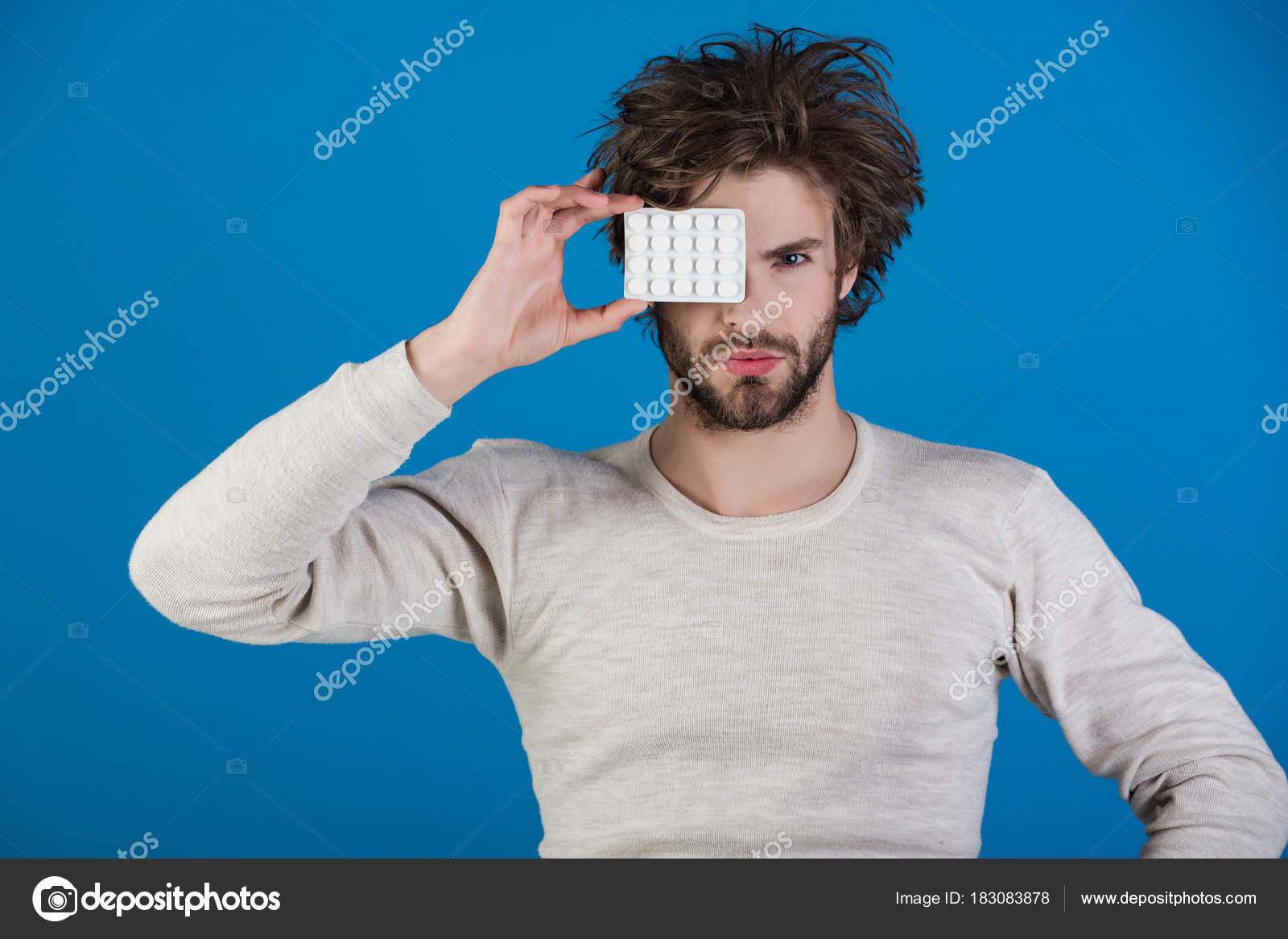 Cold, flu and headache treatment, hypnotic tablet. — Stock Photo ...