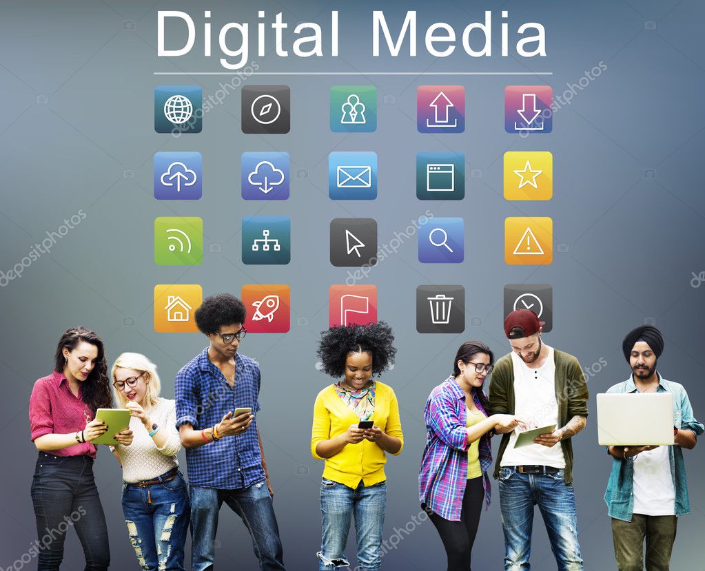 Personas navegando en internet — Fotos de Stock © Rawpixel #126969164