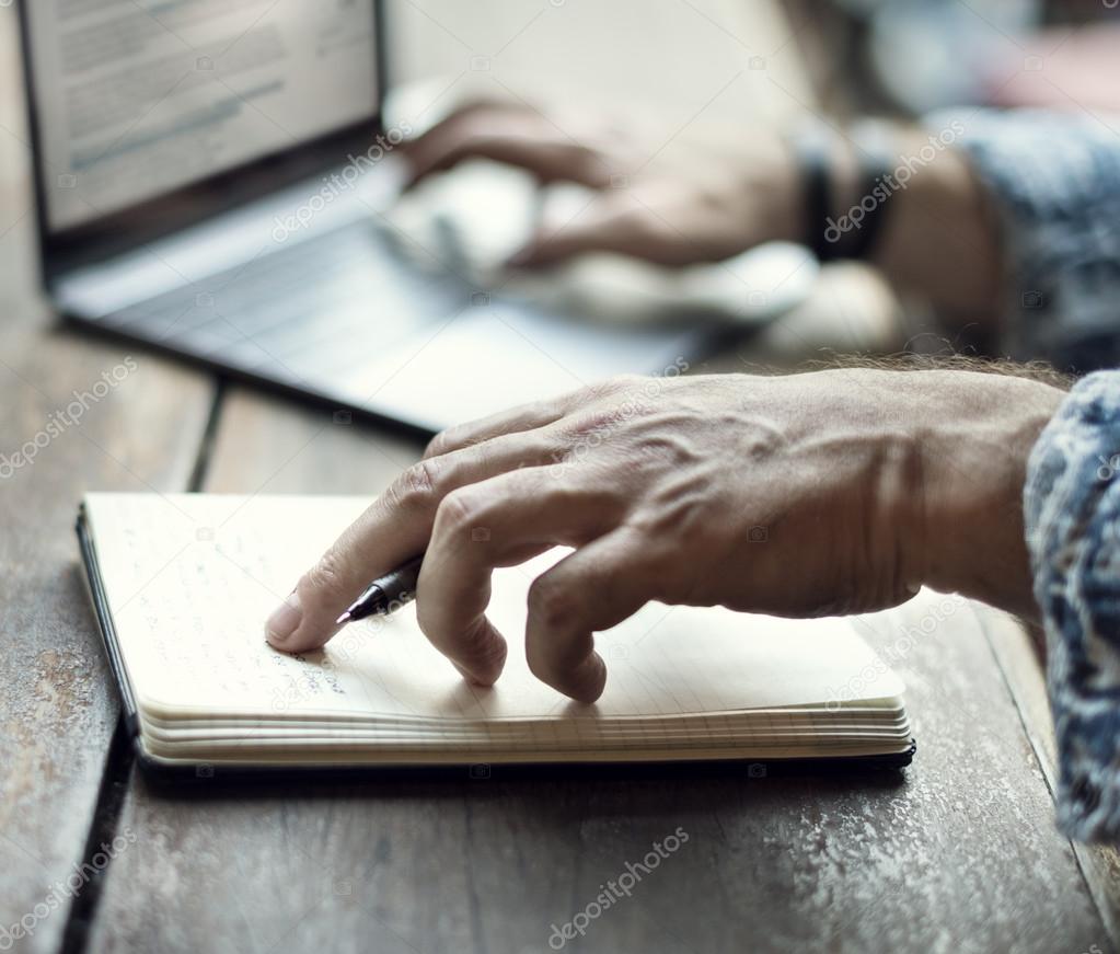 Journalist man writing notes — Stock Photo © Rawpixel #128594952
