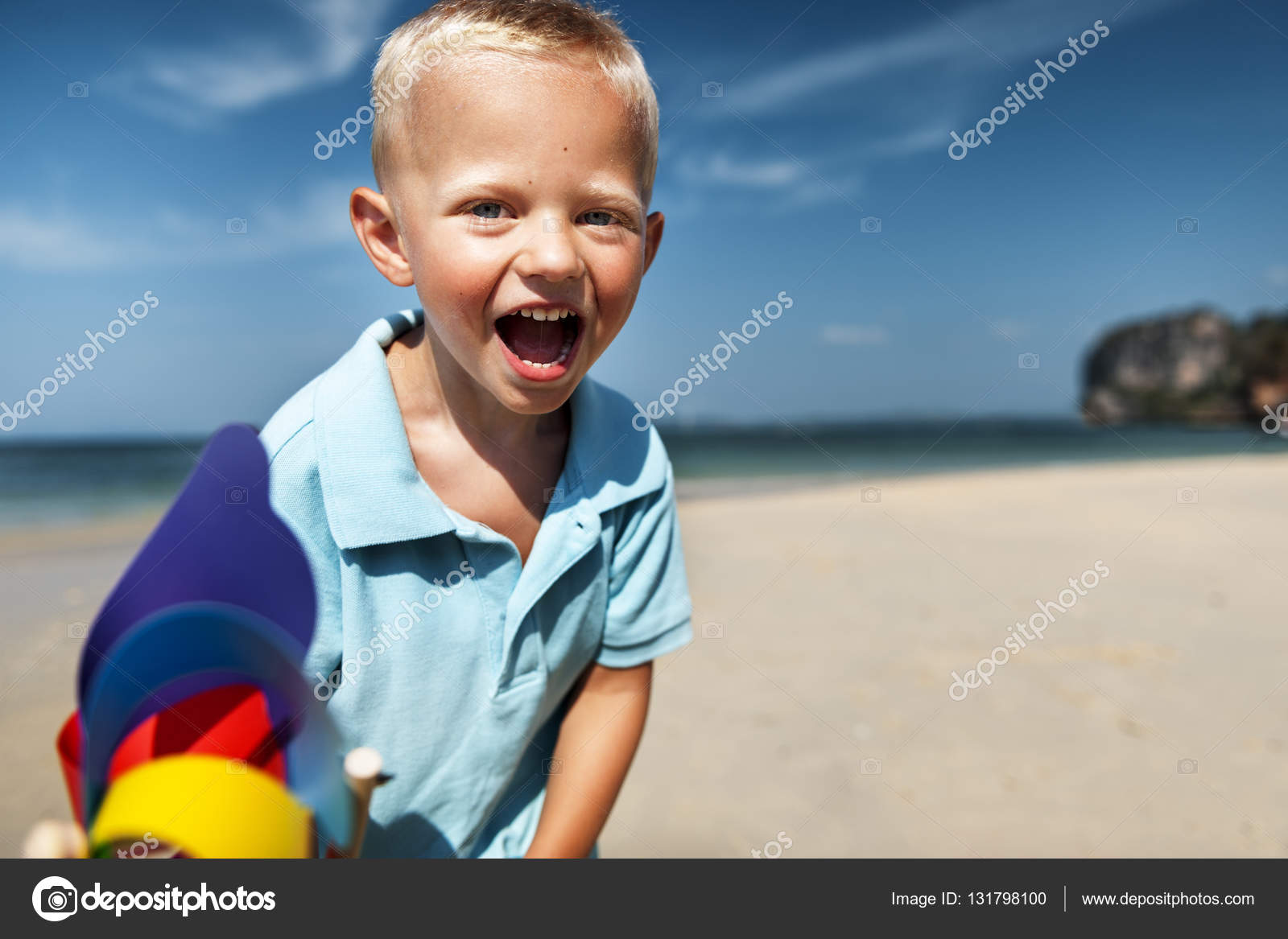 Little boy playing on beach — Stock Photo © Rawpixel #131798100