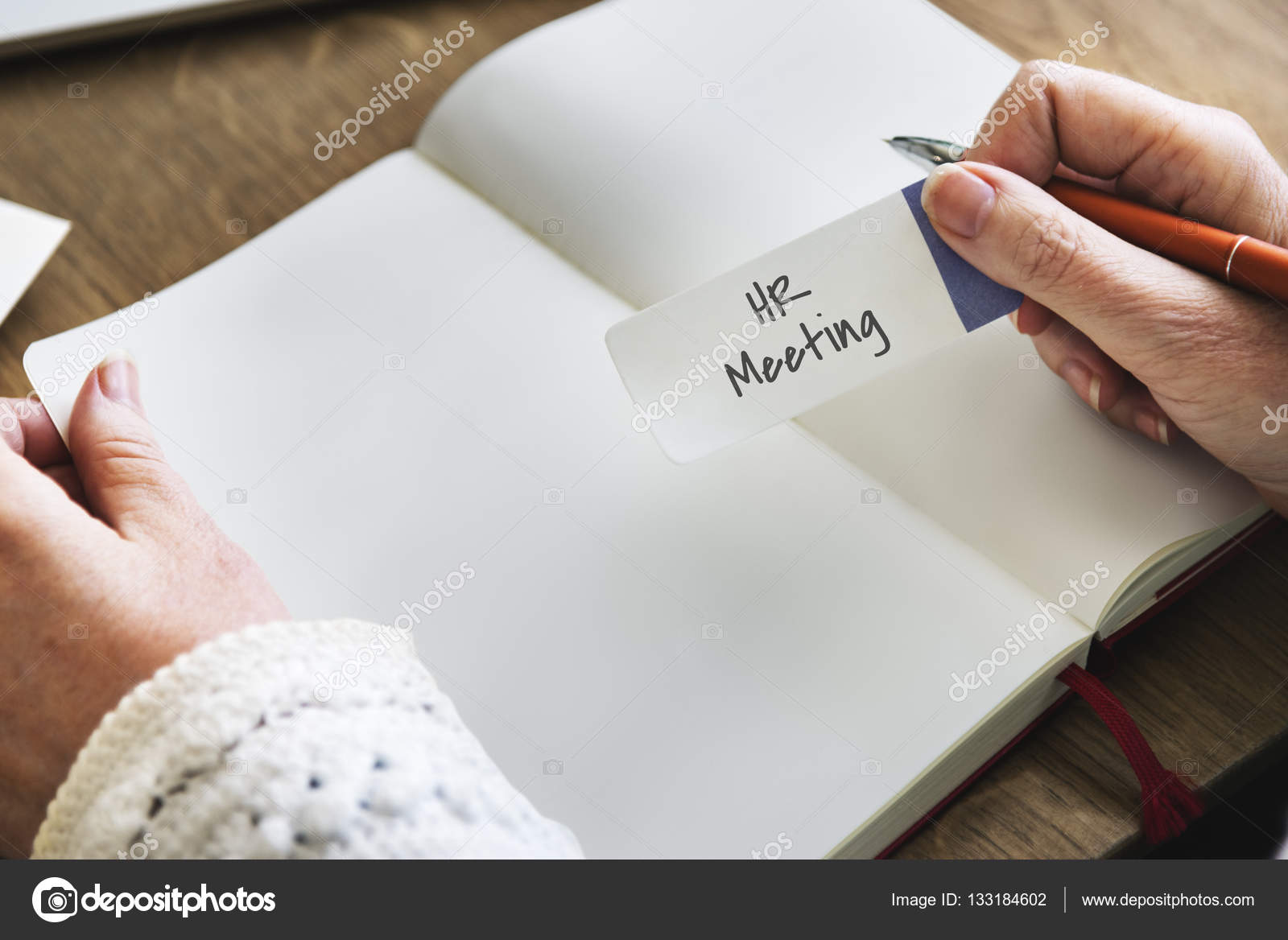Person holding reminder note — Stock Photo © Rawpixel #133184602
