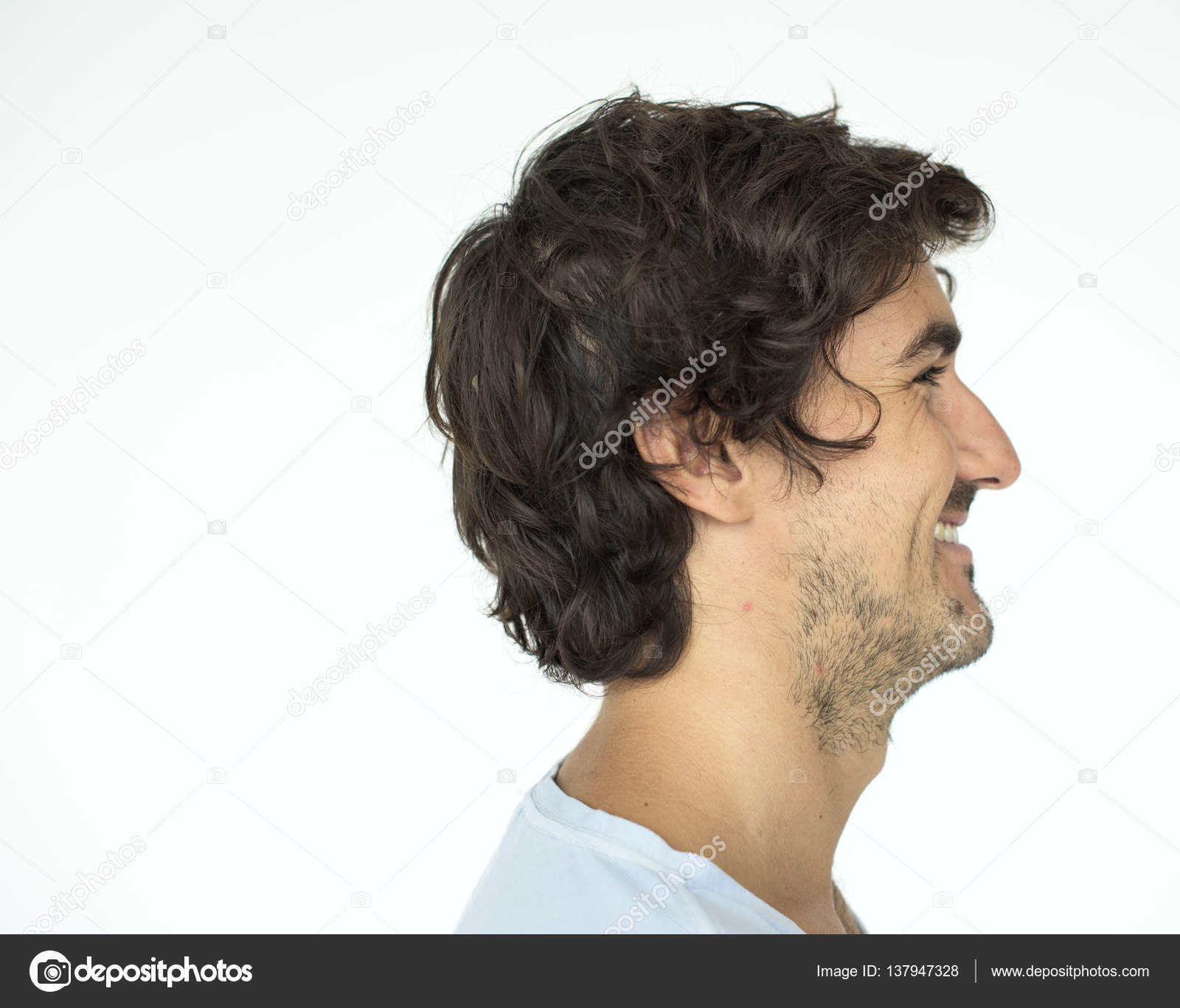 Beau homme souriant image libre de droit par Rawpixel © #137947328