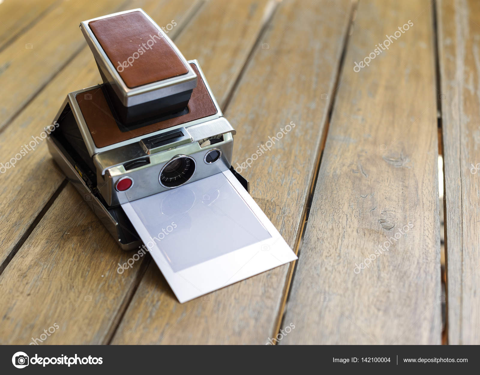 Vintage retro instant photo camera — Stock Photo © Rawpixel #142100004