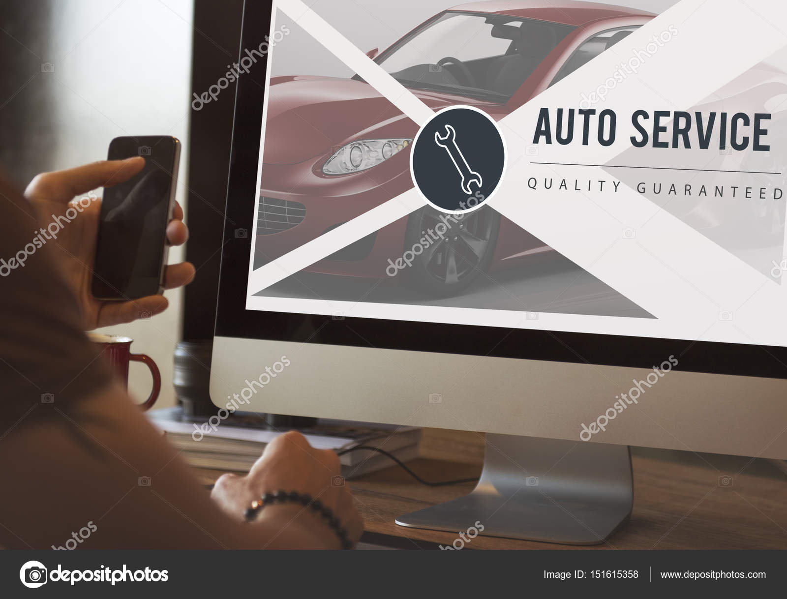 Man sitting in front of computer screen — Stock Photo © Rawpixel #151615358