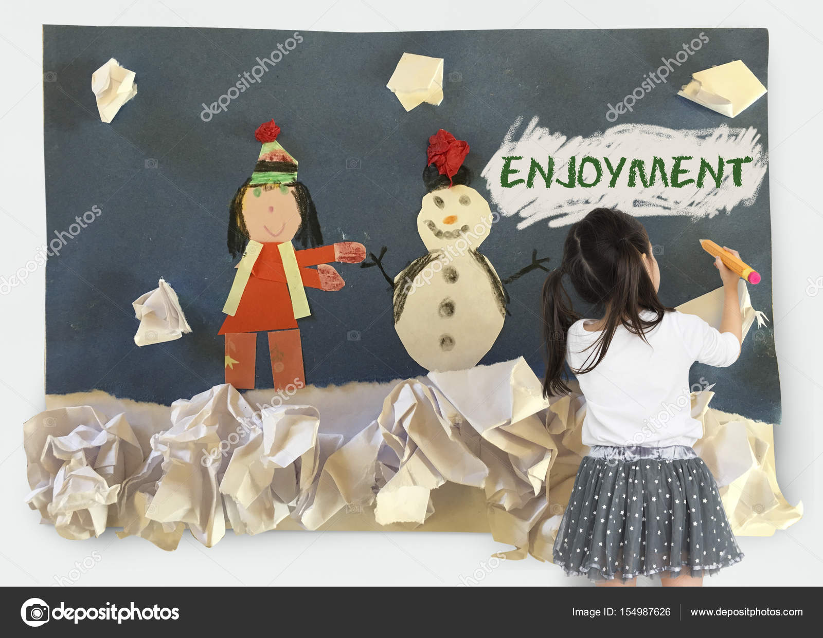 Girl drawing on poster Stock Photo by ©Rawpixel 154987626
