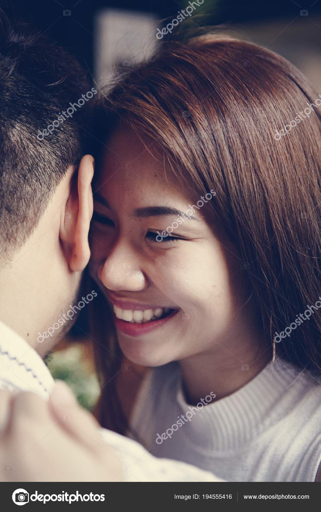 Preciosa Pareja Pasando Buen Rato Juntos: fotografía de stock ...