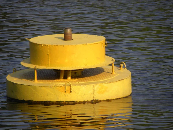 Fotos de Zacumowany boja, Imagens de Zacumowany boja sem royalties ...