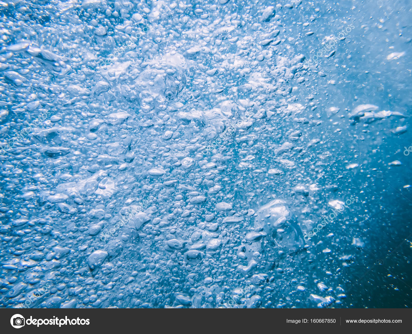 Bubbles underwater in sea Stock Photo by ©Keola 160667850