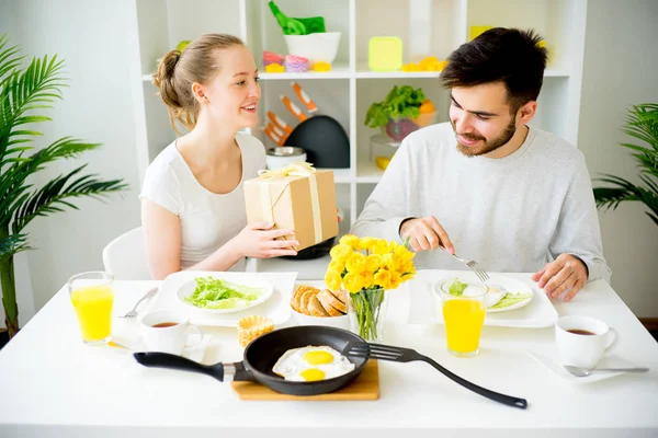 Couple breakfast kitchen Stock Photos, Royalty Free Couple breakfast ...