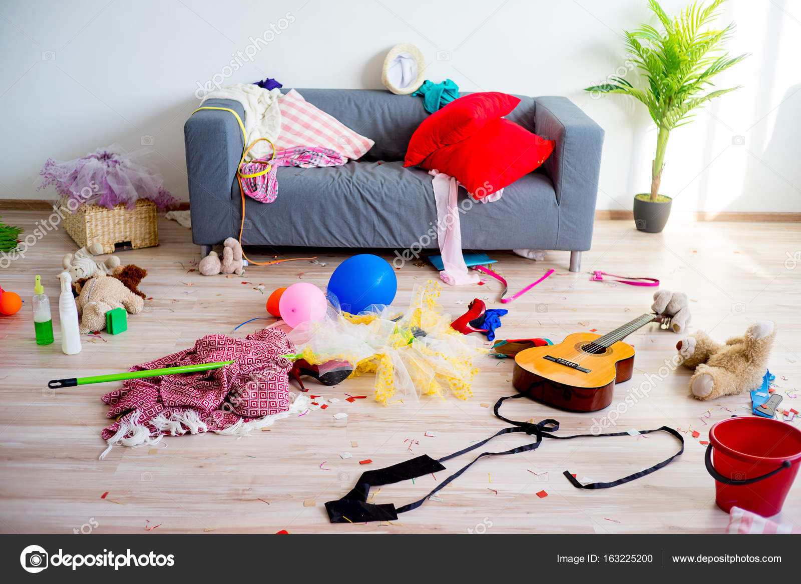 Disorder mess at home — Stock Photo © Lenanichizhenova #163225200