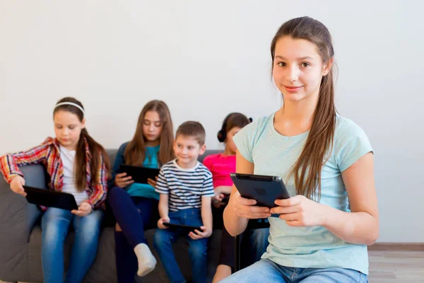 Teens using ipads Stock Photos, Royalty Free Teens using ipads Images ...