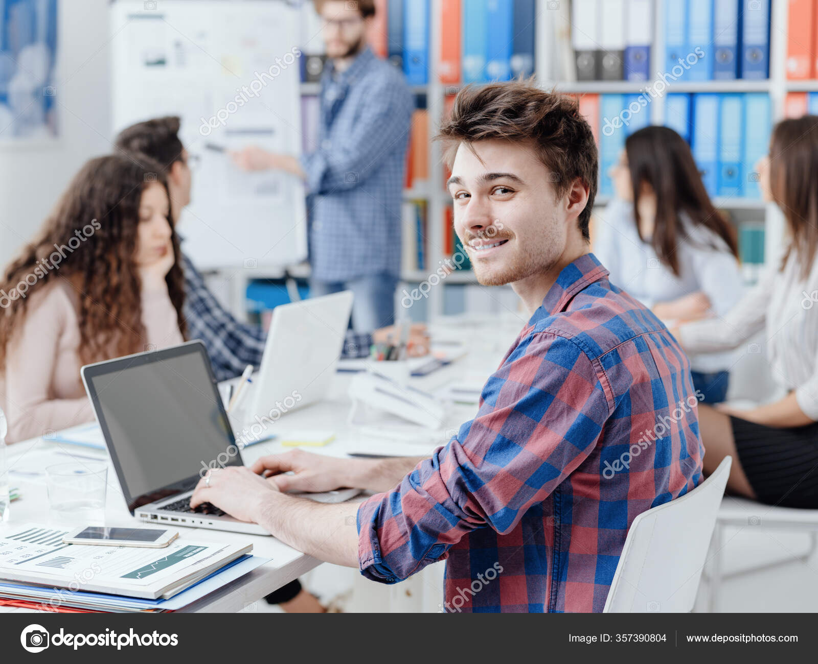 Group University Students Meeting Studying Together Student Working ...