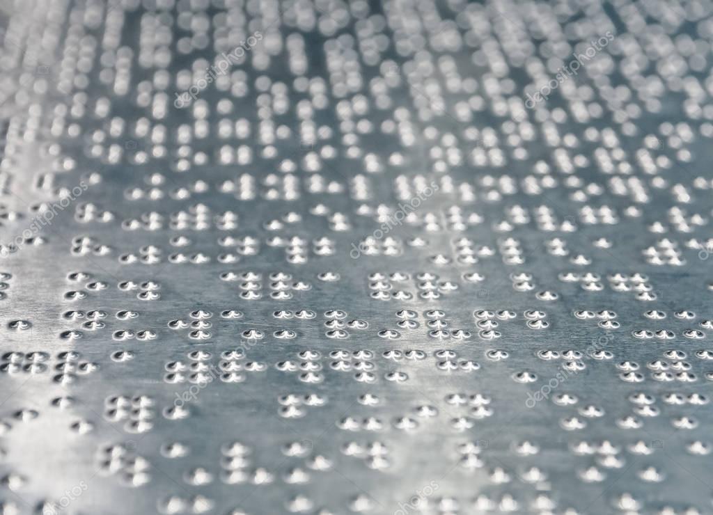 Texto en braille Escribir sobre fondo de plancha de hierro 2024