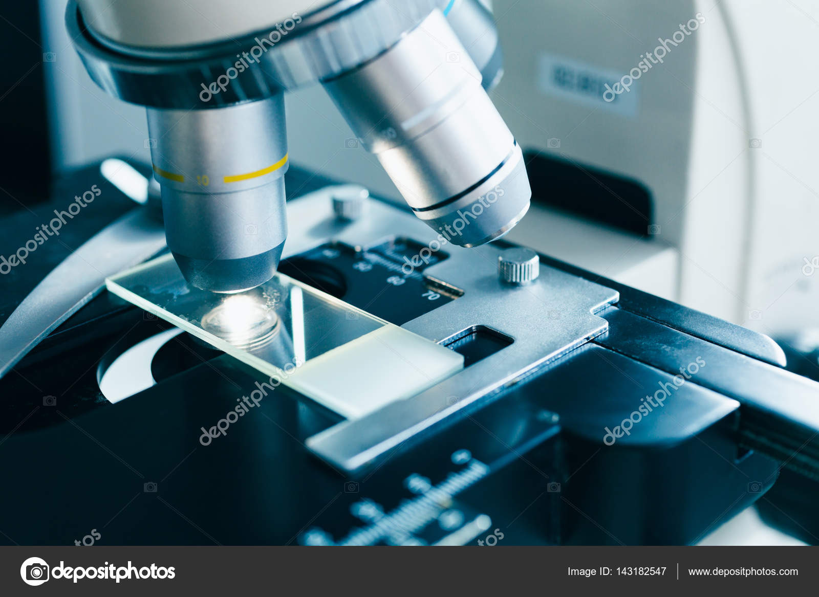 Modern microscope in the laboratory. — Stock Photo © kkolosov #143182547