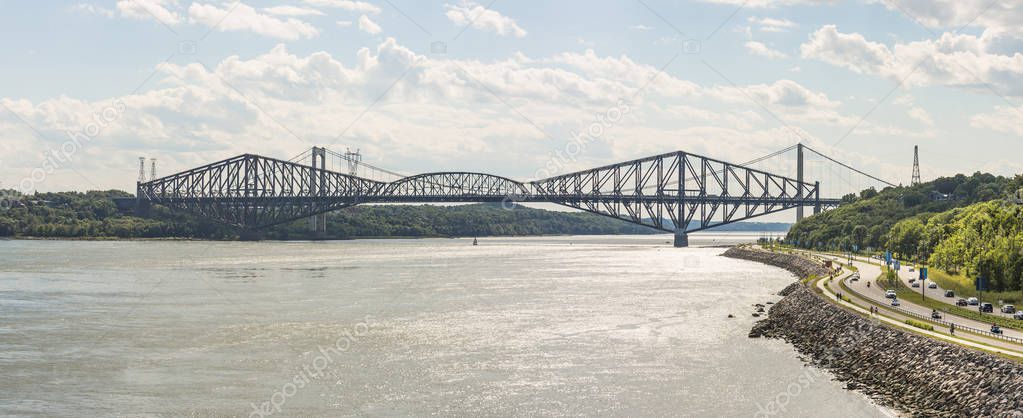Quebec Bridge es una estructura de armadura de acero remachado 2023