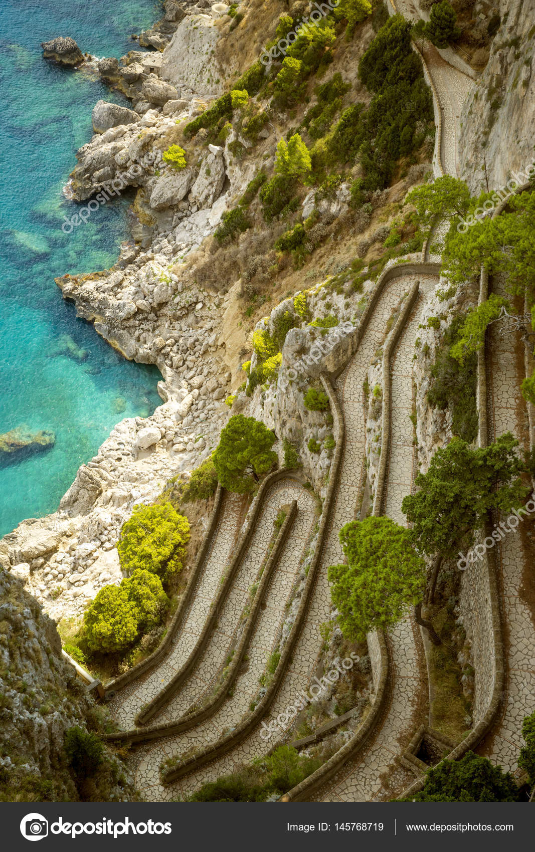 Via Krupp en la isla de Capri, Italia: fotografía de stock © mikolajn ...