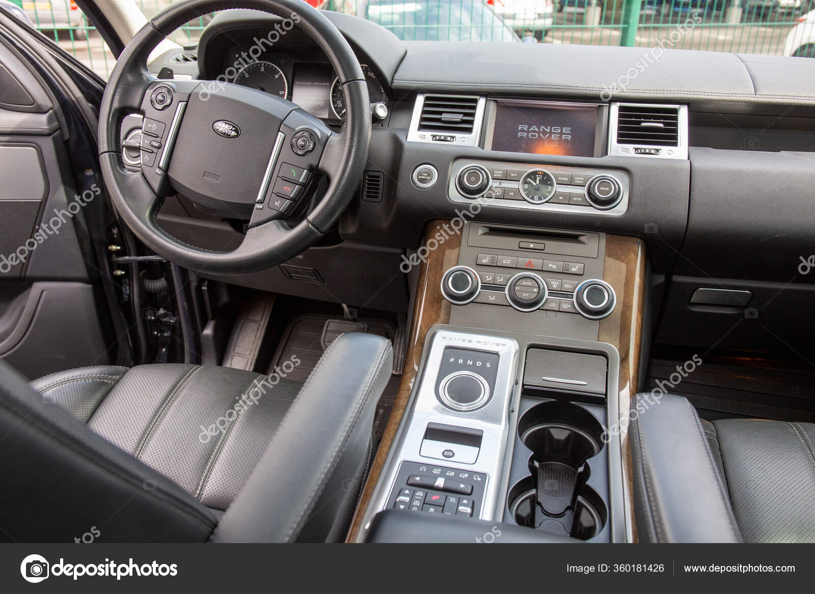 Bordeaux Aquitaine France 2020 Range Rover Steering Wheel Logo Sign ...