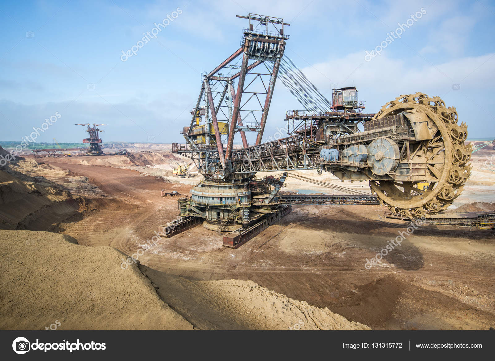 Biggest Machine In The World Digging Machine