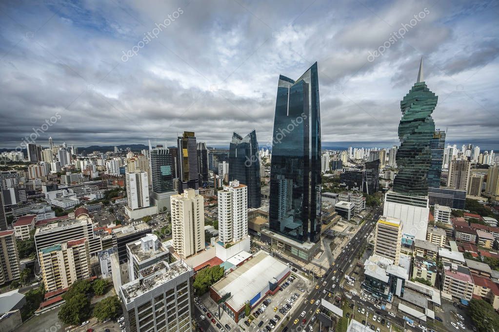 Panorama de edificio Panama city skyline - skyline de la ciudad moderna ...