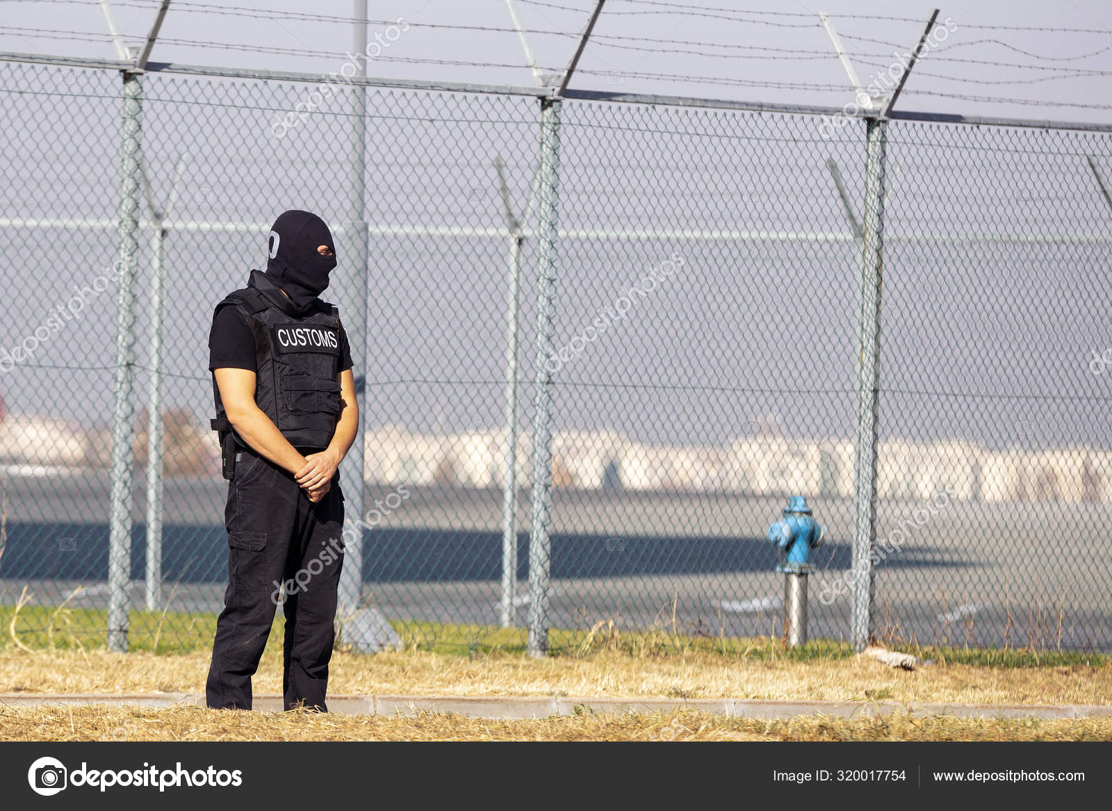 Customs and border protection officer — Stock Photo © Belish #320017754