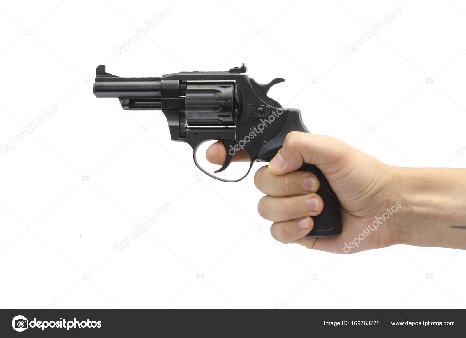 Revólver en mano aislado sobre blanco — Foto de stock © vi0222 #169763278