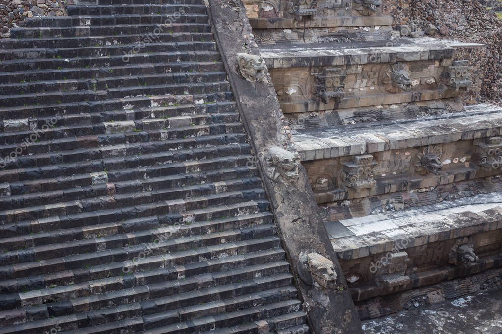 Ruinas aztecas de Teotihuacán en México central. 2022