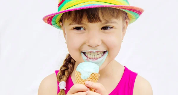 Best young ice pie pics Stock Photos, Royalty Free Best young ice pie ...