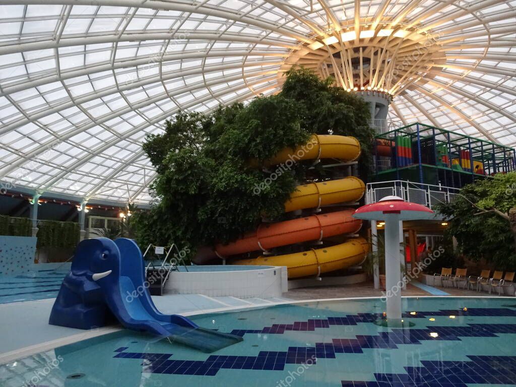 Las fuentes termales húngaras son conocidas en todo el mundo. El ...