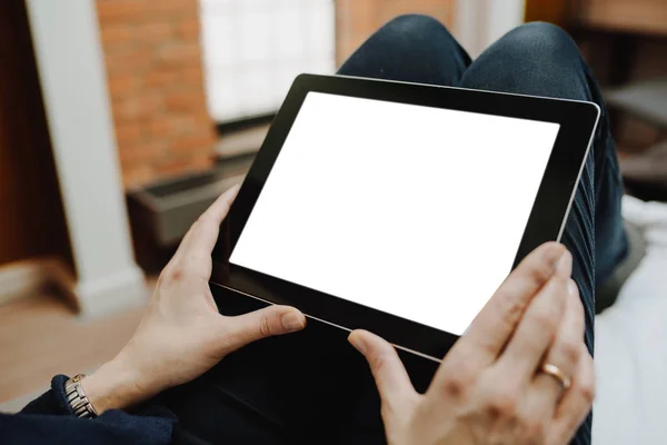 Worker using ipad Stock Photos, Royalty Free Worker using ipad Images ...