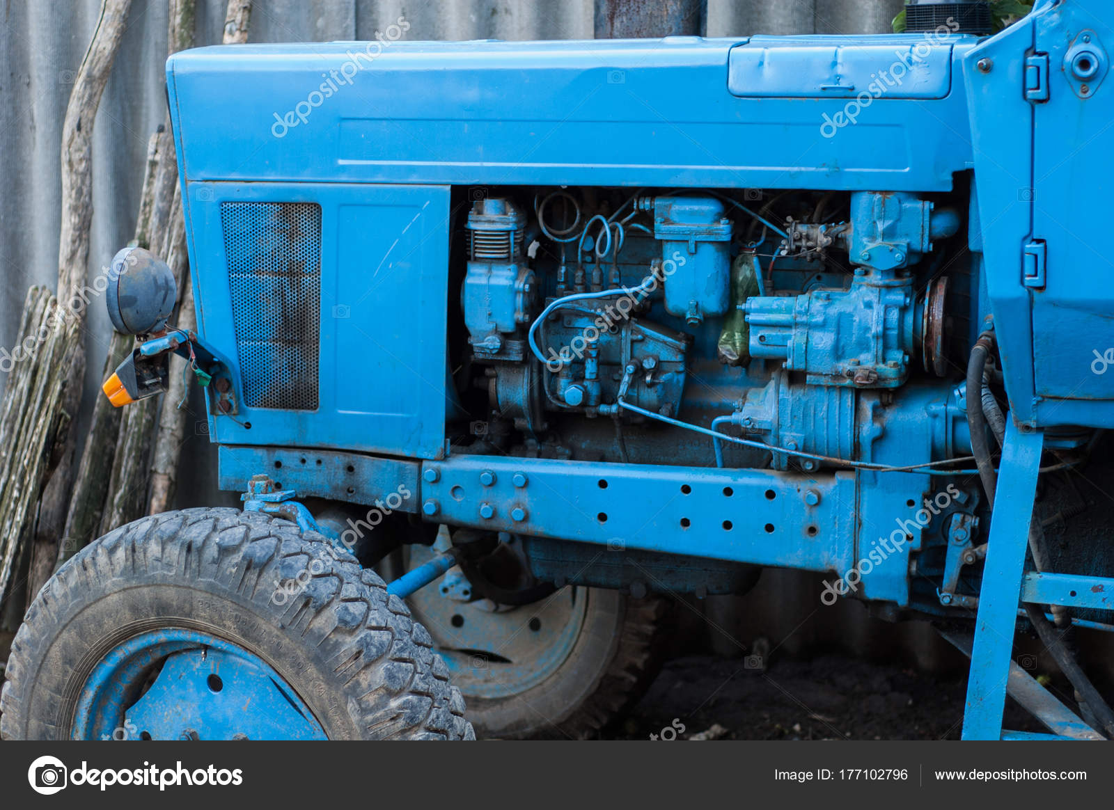 Front Tractor Close — Stock Photo © kivitimof #177102796