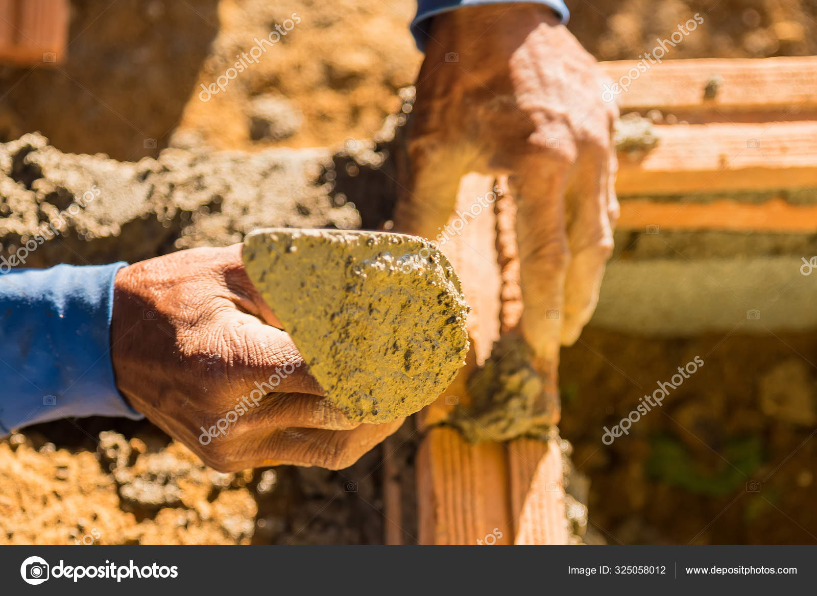 Construction worker, Bricklayer, constructing brick wall. — Stock Photo ...