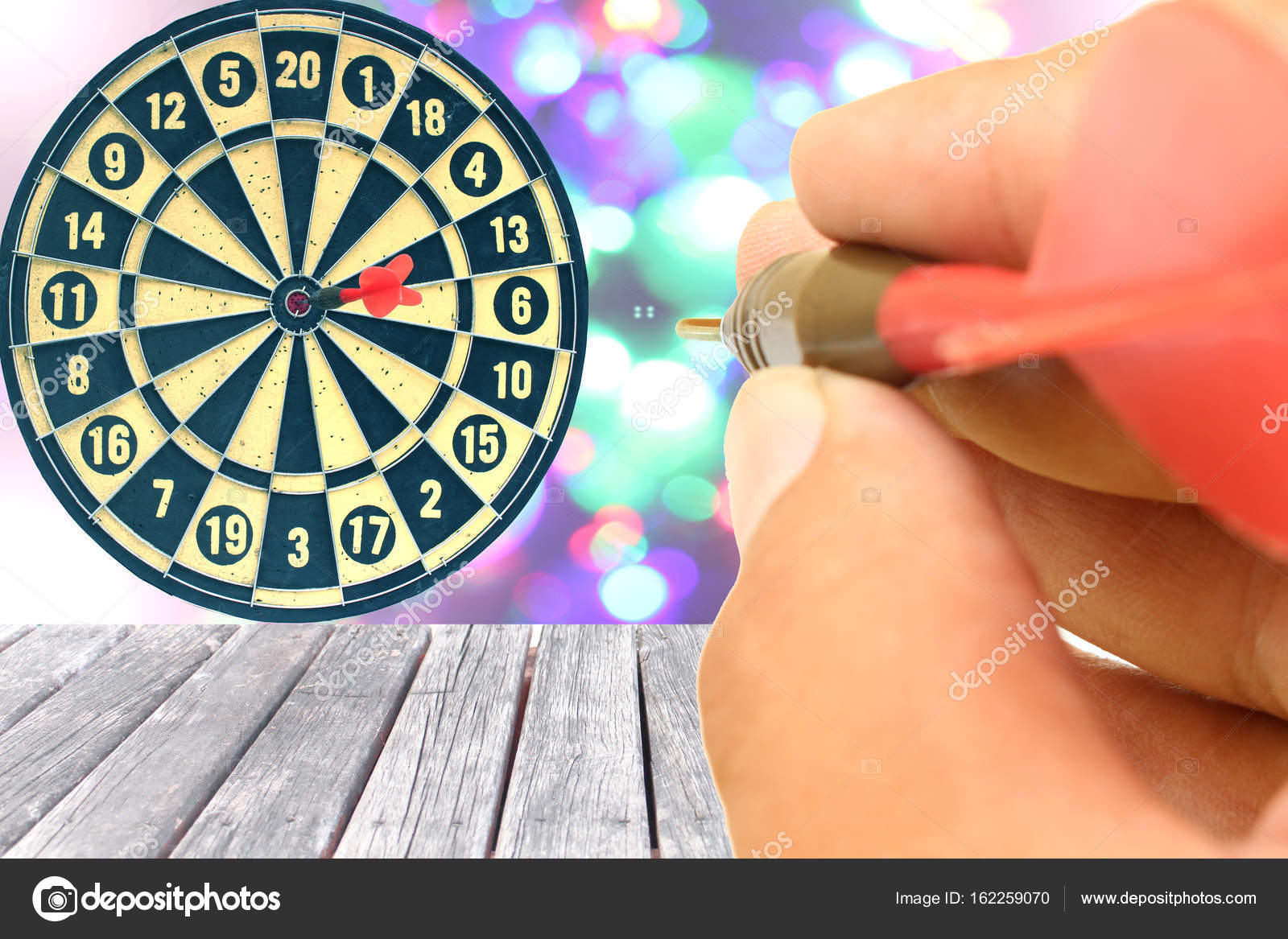 Target Wood Background Stock Photo by ©jedsadabodin 162259070