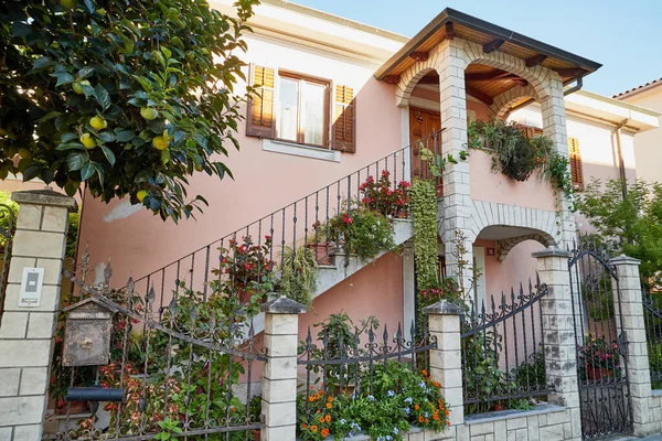 Nice buildings Images - Search Images on Everypixel