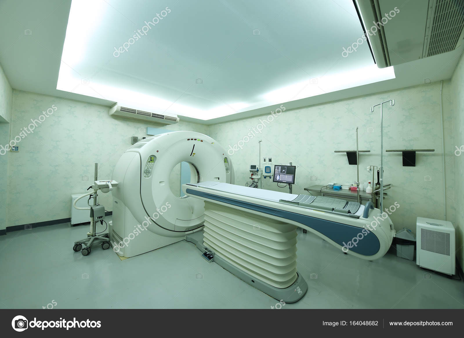 MRI scanner room — Stock Photo © nimon_t #164048682