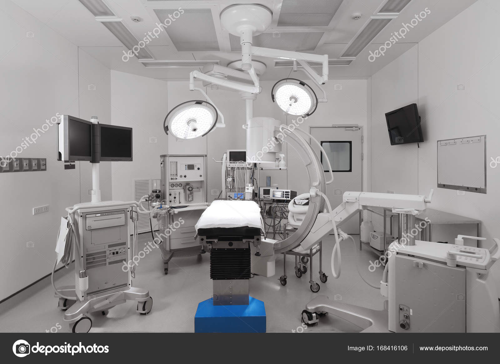 Equipment and medical devices in modern operating room Stock Photo by ...