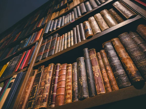 Colecciones de libros Stock Photos, Royalty Free Colecciones de libros ...