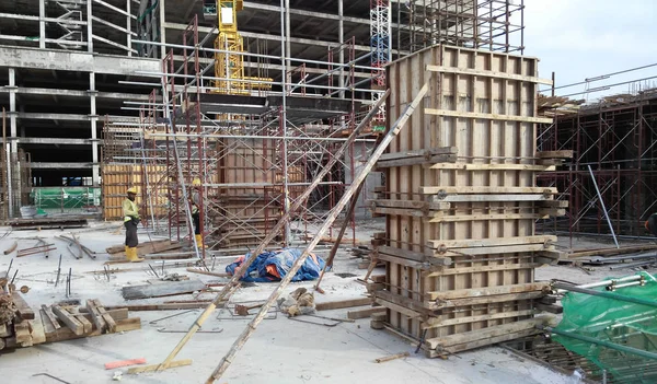 Timber formwork beams Stock Photos, Royalty Free Timber formwork beams ...