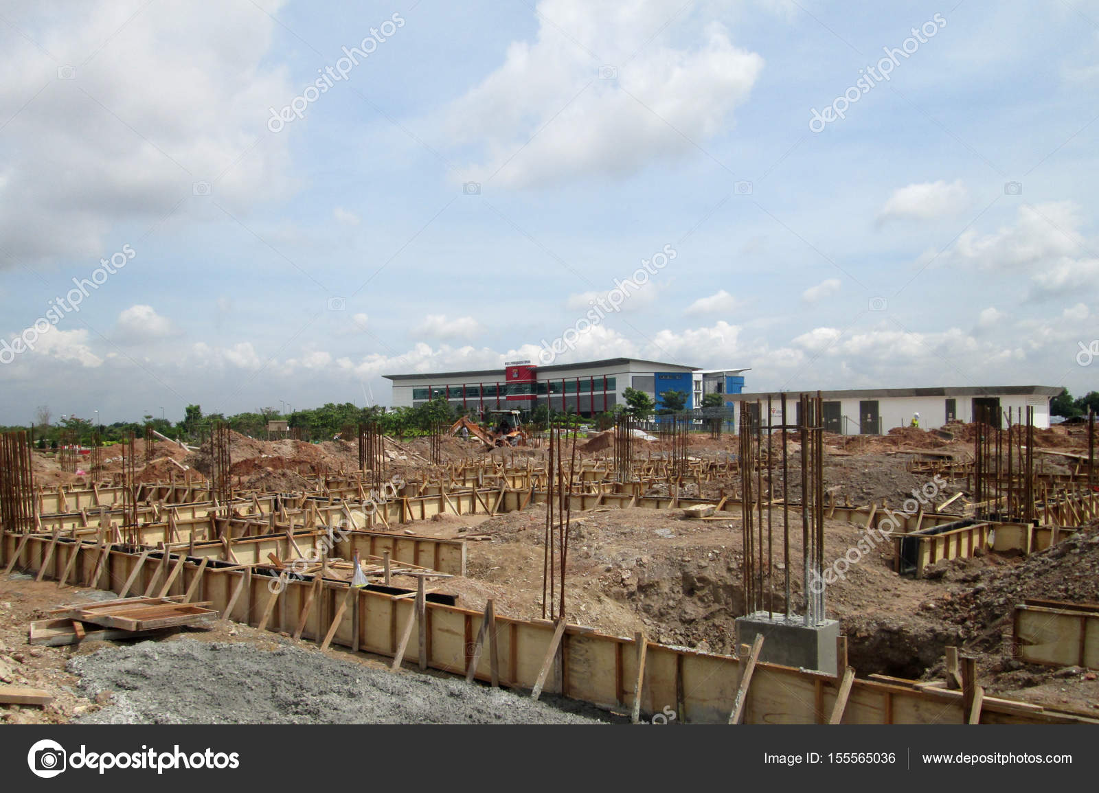 Building ground beam under construction. — Stock Editorial Photo ...