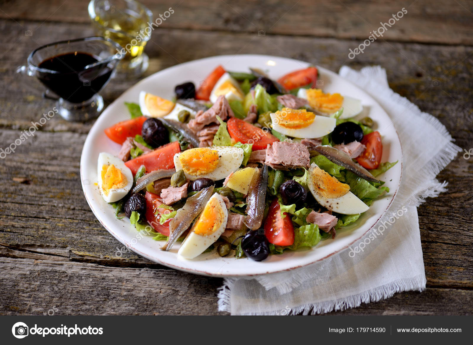 Salade Française Nicoise Thon Pommes Terre Bouillies Oeuf Haricots