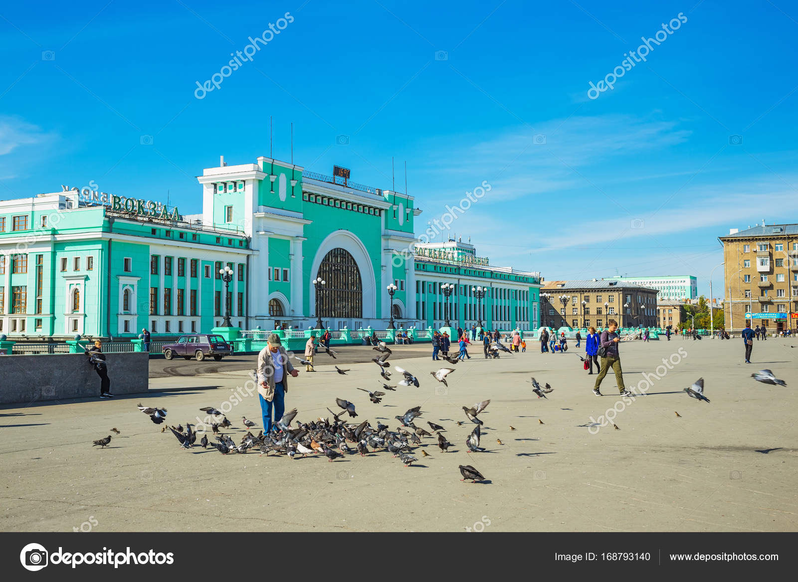 The Building Of The Railway Station Novosibirsk Main Novosibirsk