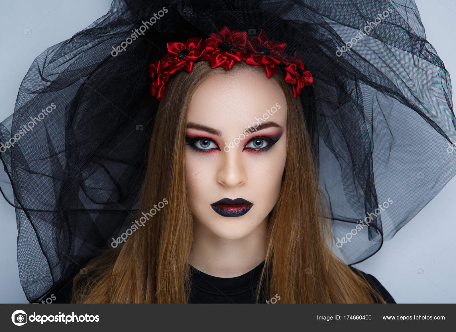 Horror woman black veil — Stock Photo © OlgaOsa #174660400