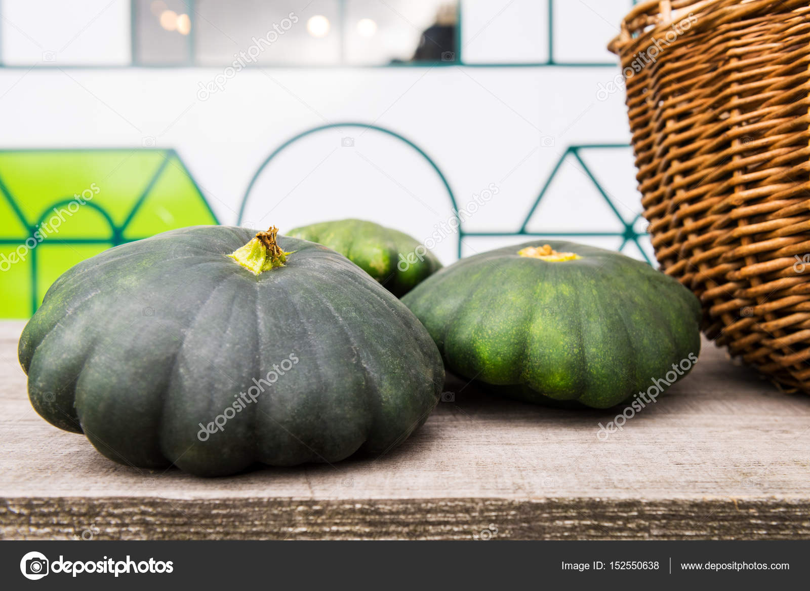 Green Patty pan Squash displayed during farmers market. Fresh bio Patty ...