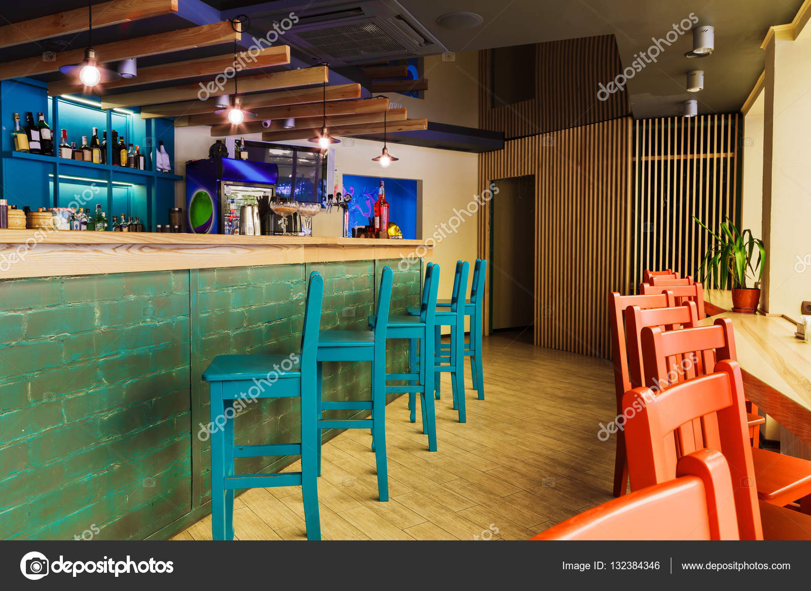 Contemporary Restaurant Bar Designs