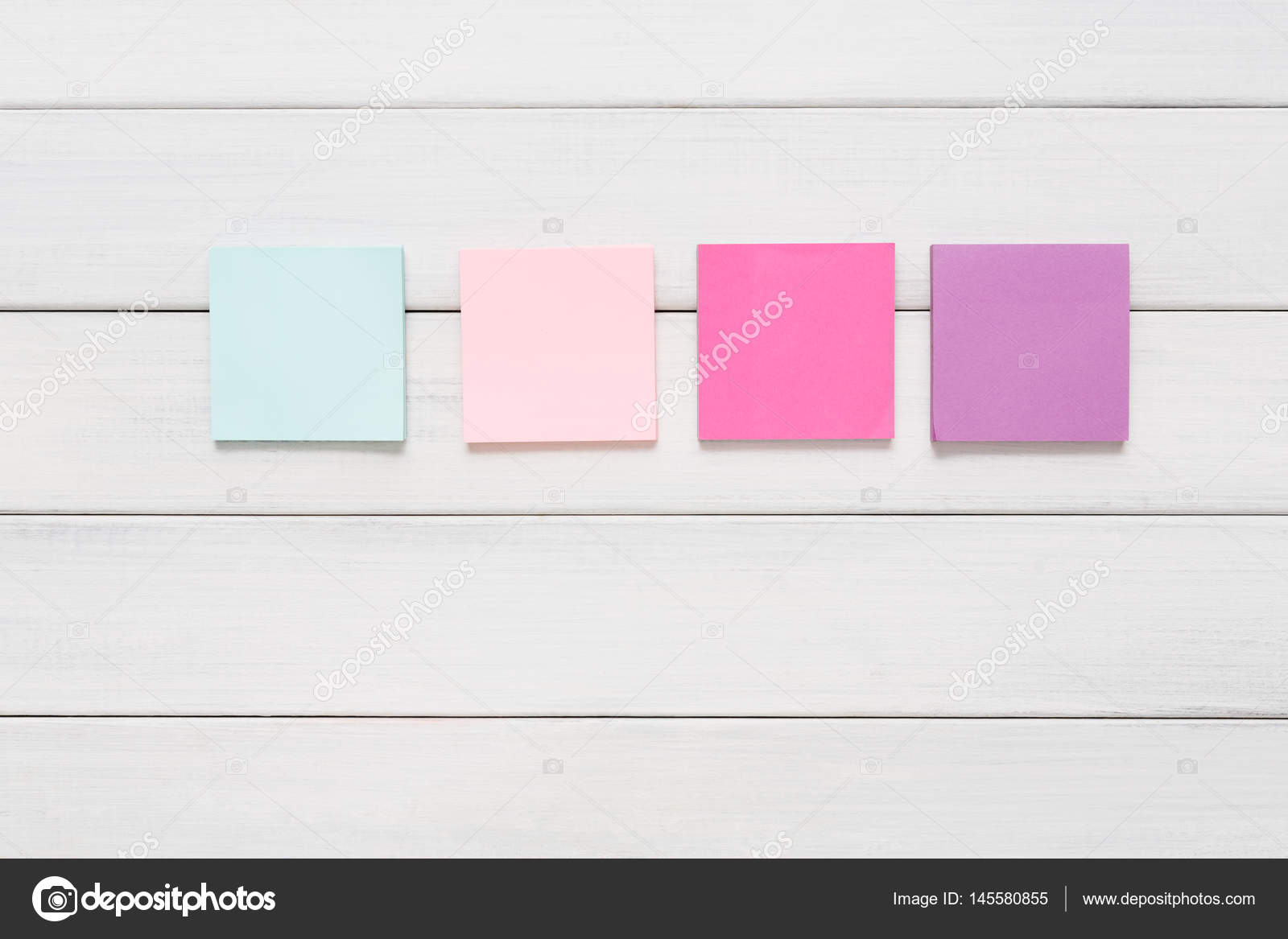 Stationery supply - sticky notes paper on wood Stock Photo by ©Milkos ...
