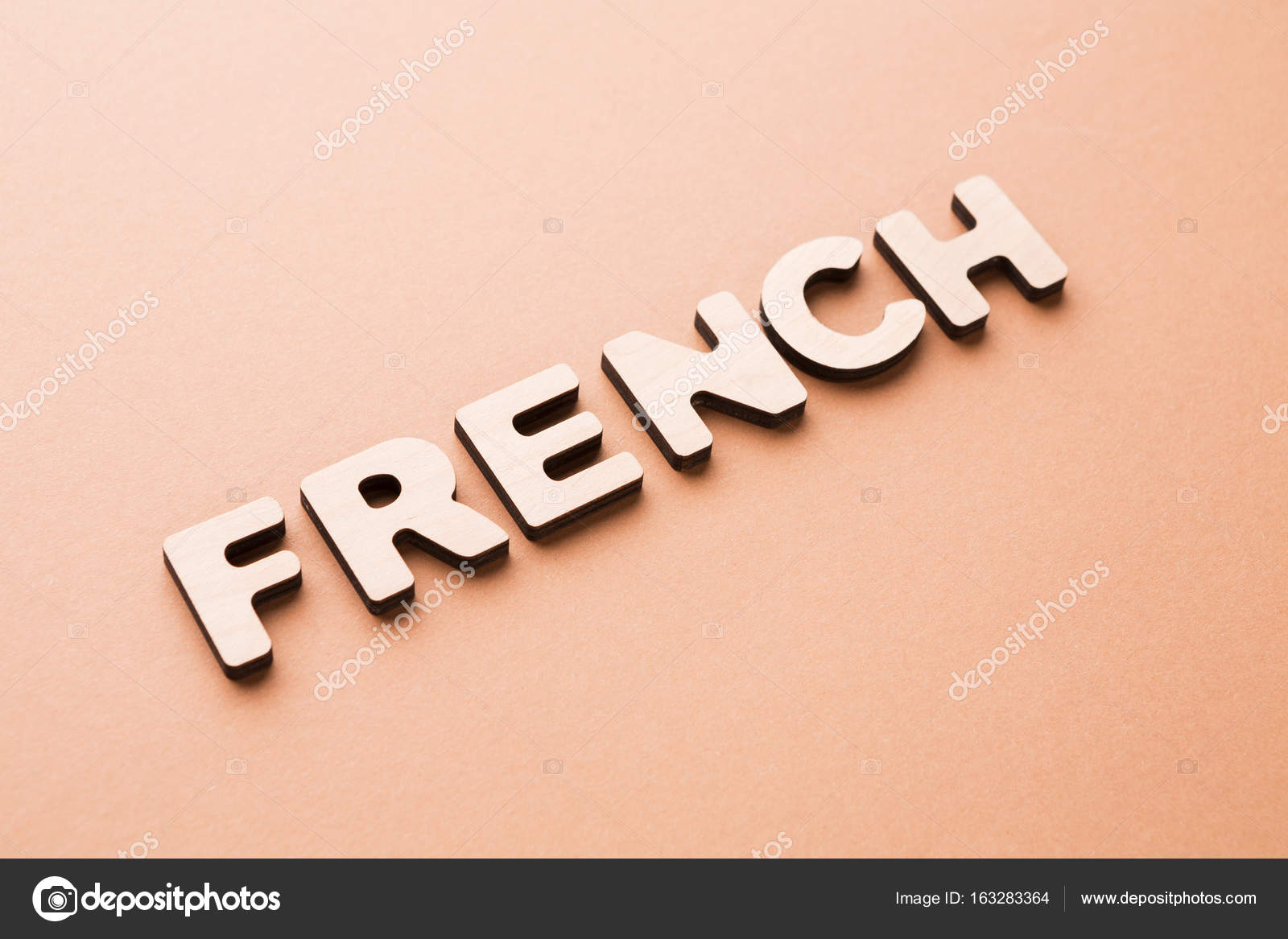 Word French on beige background — Stock Photo © Milkos #163283364