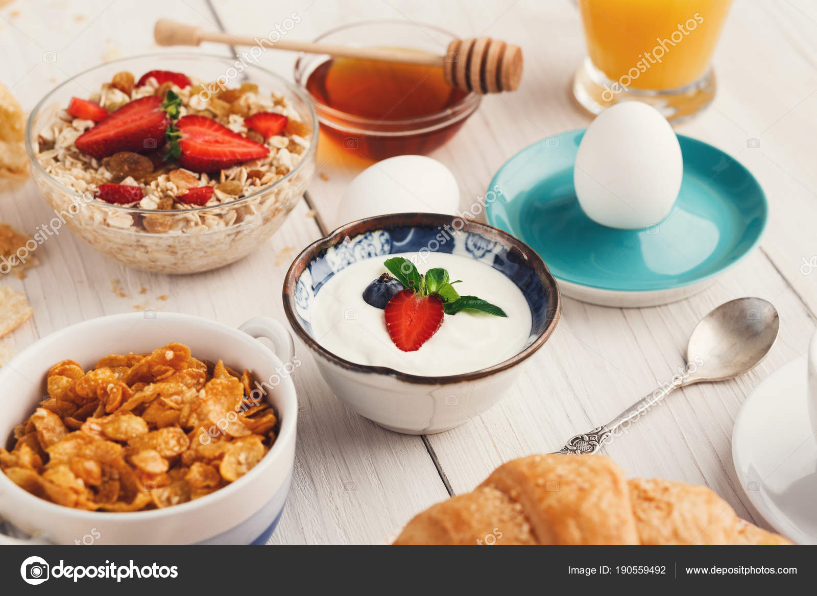 Continental breakfast menu on woden table Stock Photo by ©Milkos 190559492