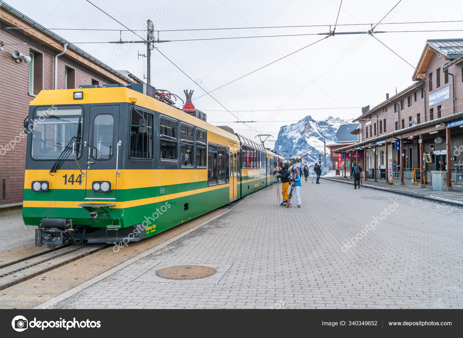 Grindelwald Switzerland January 2020 Green Yellow Train Wengernalpbahn ...